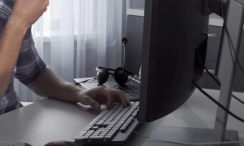 How Many Hours Do Software Engineers Work? - SoftwareProfy